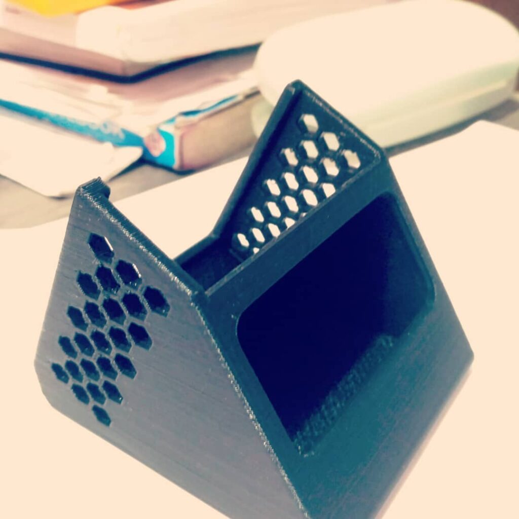 Multimeter Stand 3D printed. - CAD Design Community | 3DIEST